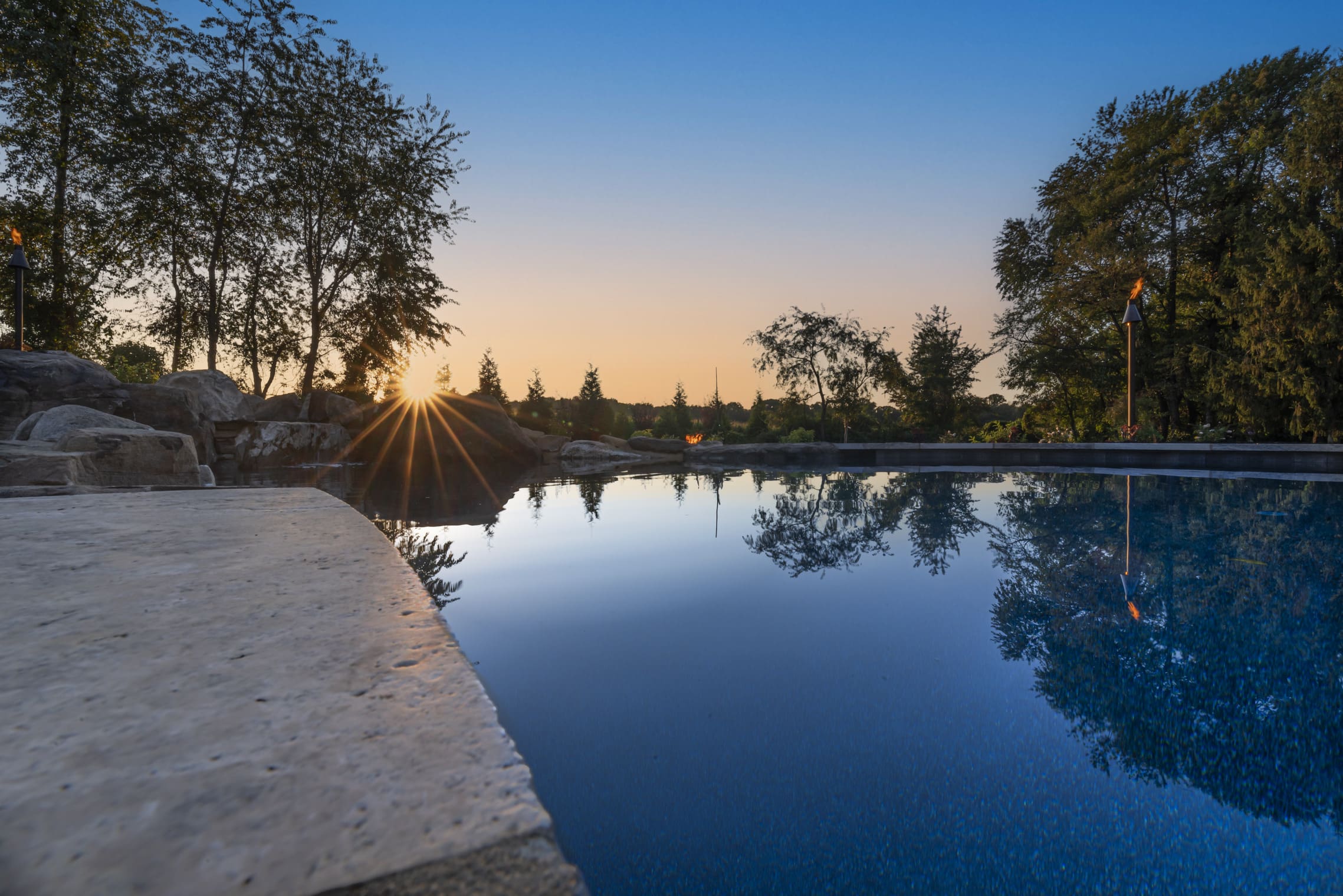 Experience the Magic of Water Gardens and Landscape Lighting